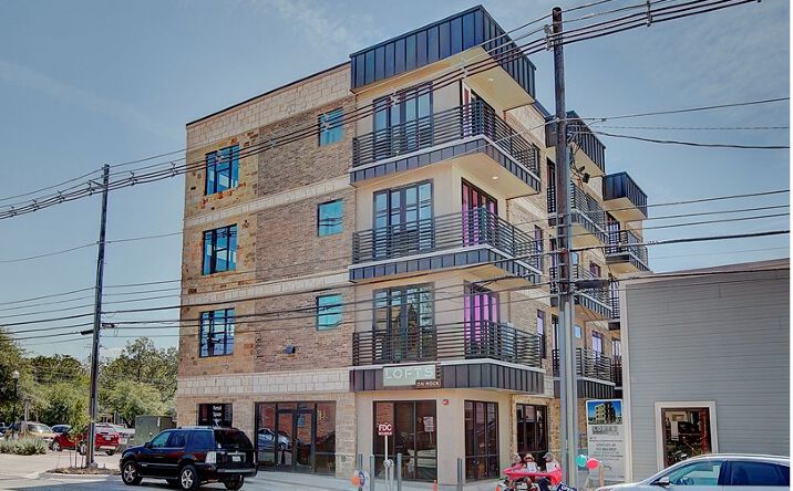 810 S Rock St, Georgetown, TX 78626 | Crexi.com