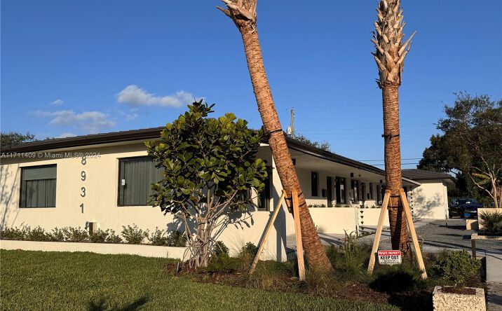 8931 NE 2nd Ave, El Portal, FL 33138 | Crexi.com