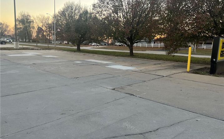 702 S Webster Street, Spring Hill, KS 66083 | Crexi.com