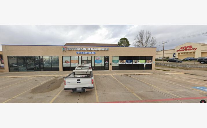 206 W University Dr, Denton, TX 76201 | Crexi.com