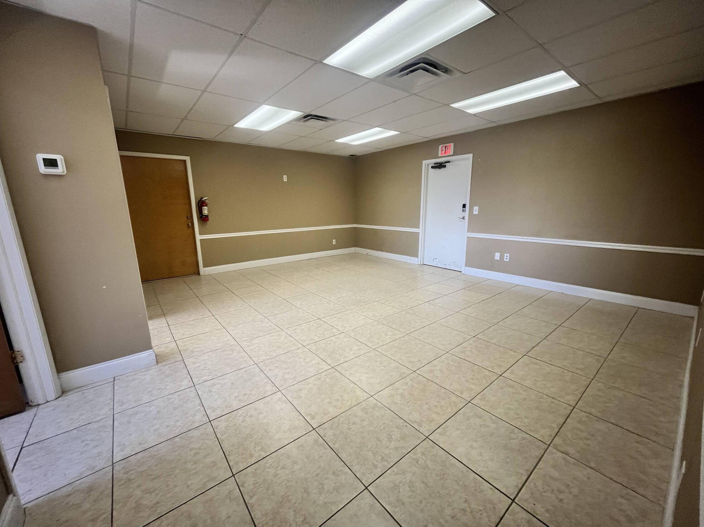 9501 US-19, Port Richey, FL 34668 | Crexi.com