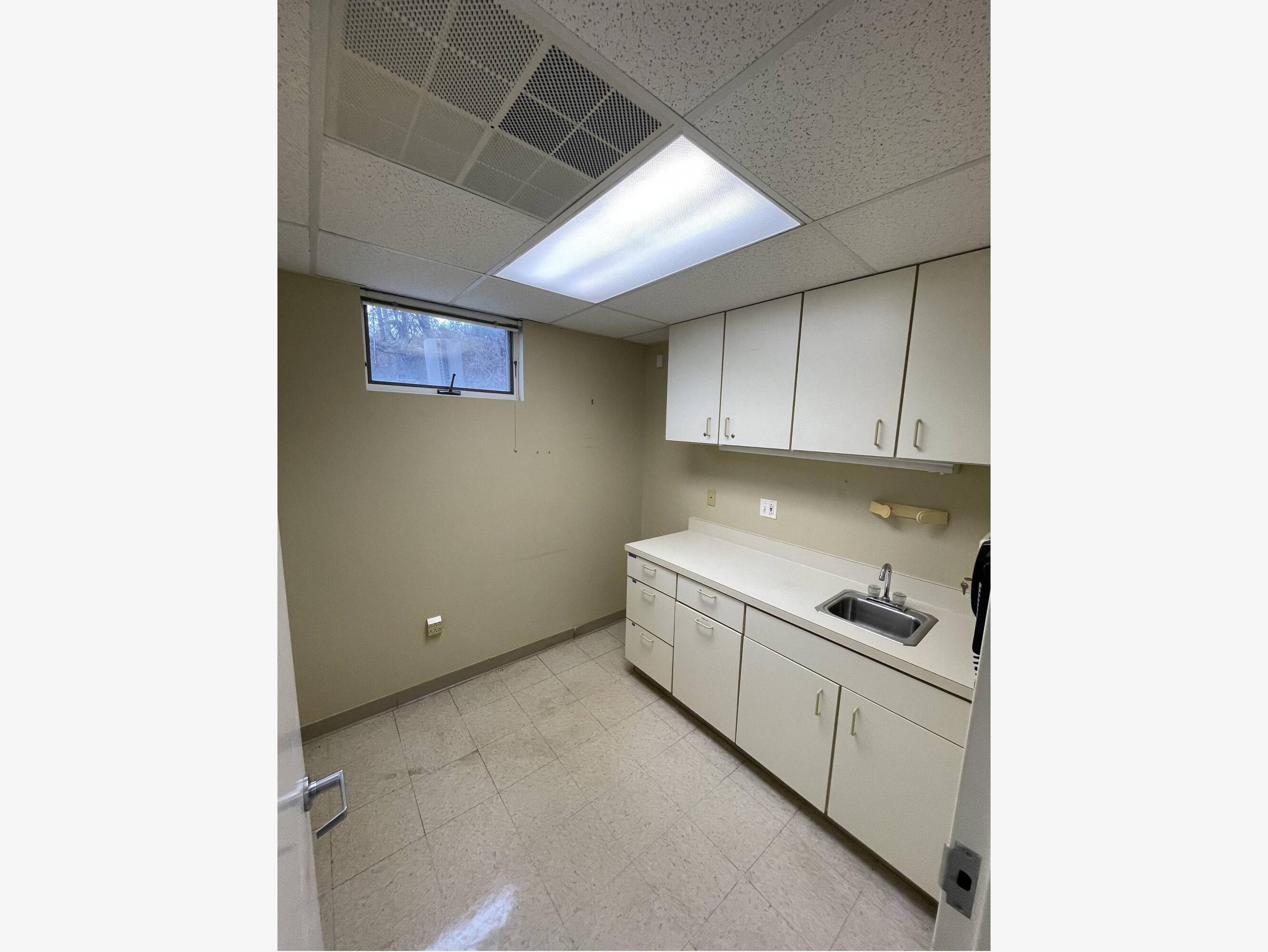 830 Twining Rd, Dresher, PA 19025 | Crexi.com