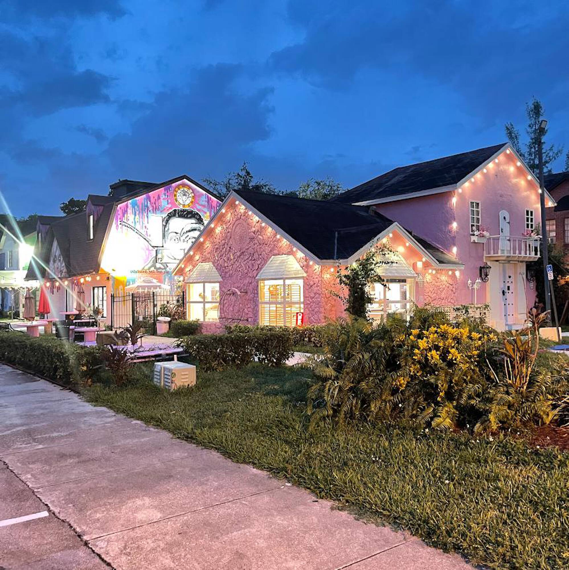 17850 W Dixie Hwy, North Miami Beach, FL 33160 | Crexi.com