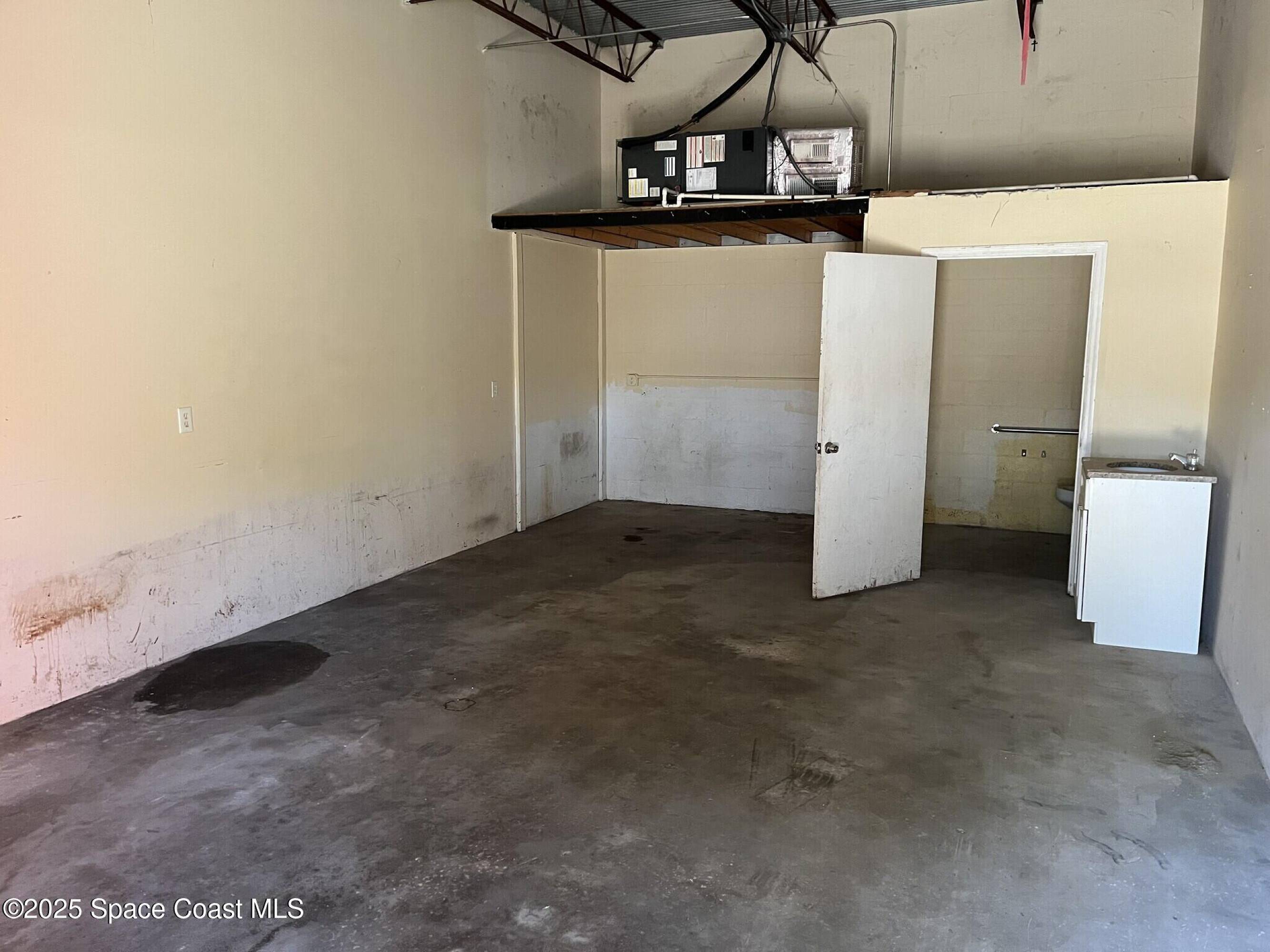 4165 Dow Road, Melbourne, FL 32934 | Crexi.com