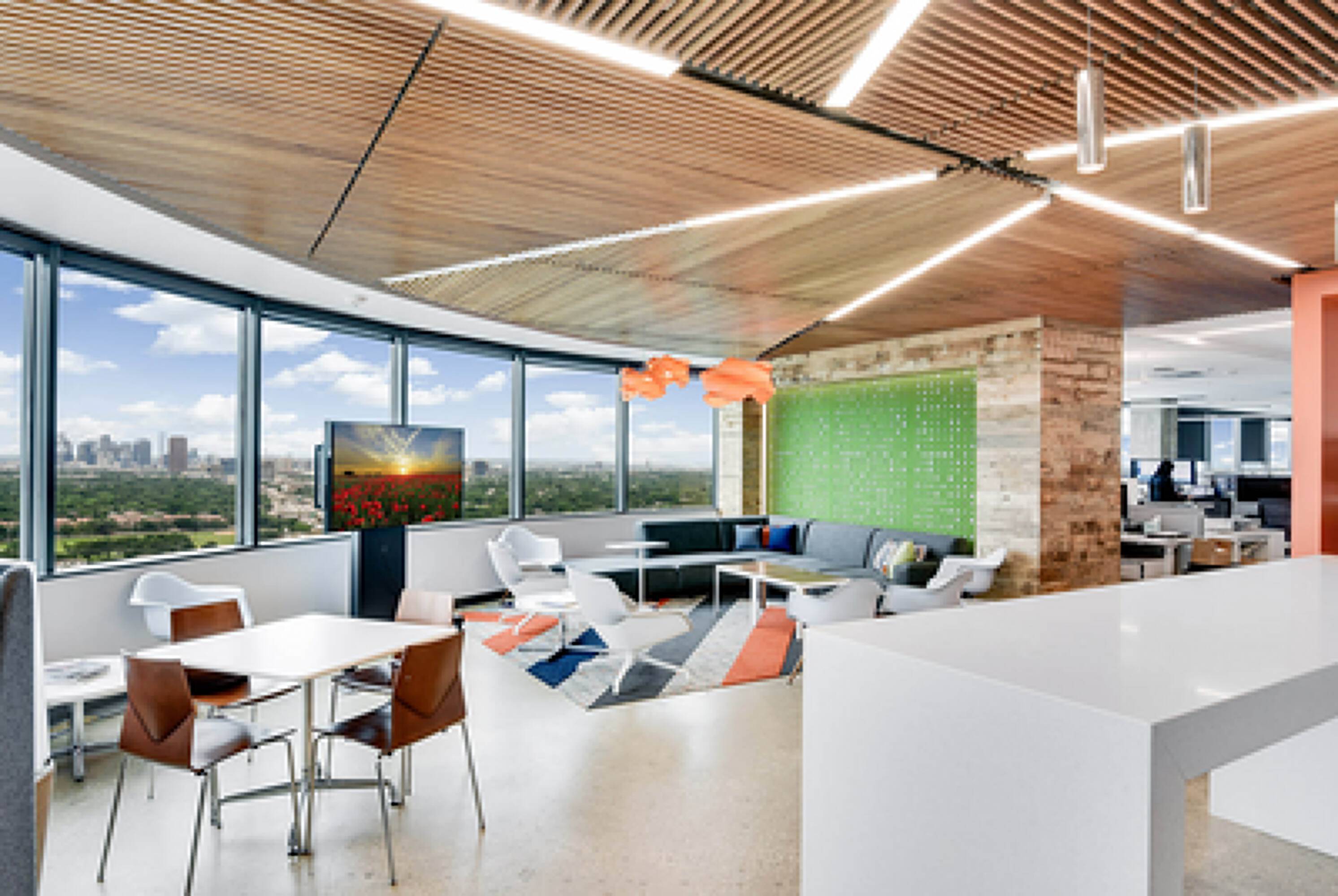 5910 N Central Expy, Dallas, TX 75206 | Crexi.com