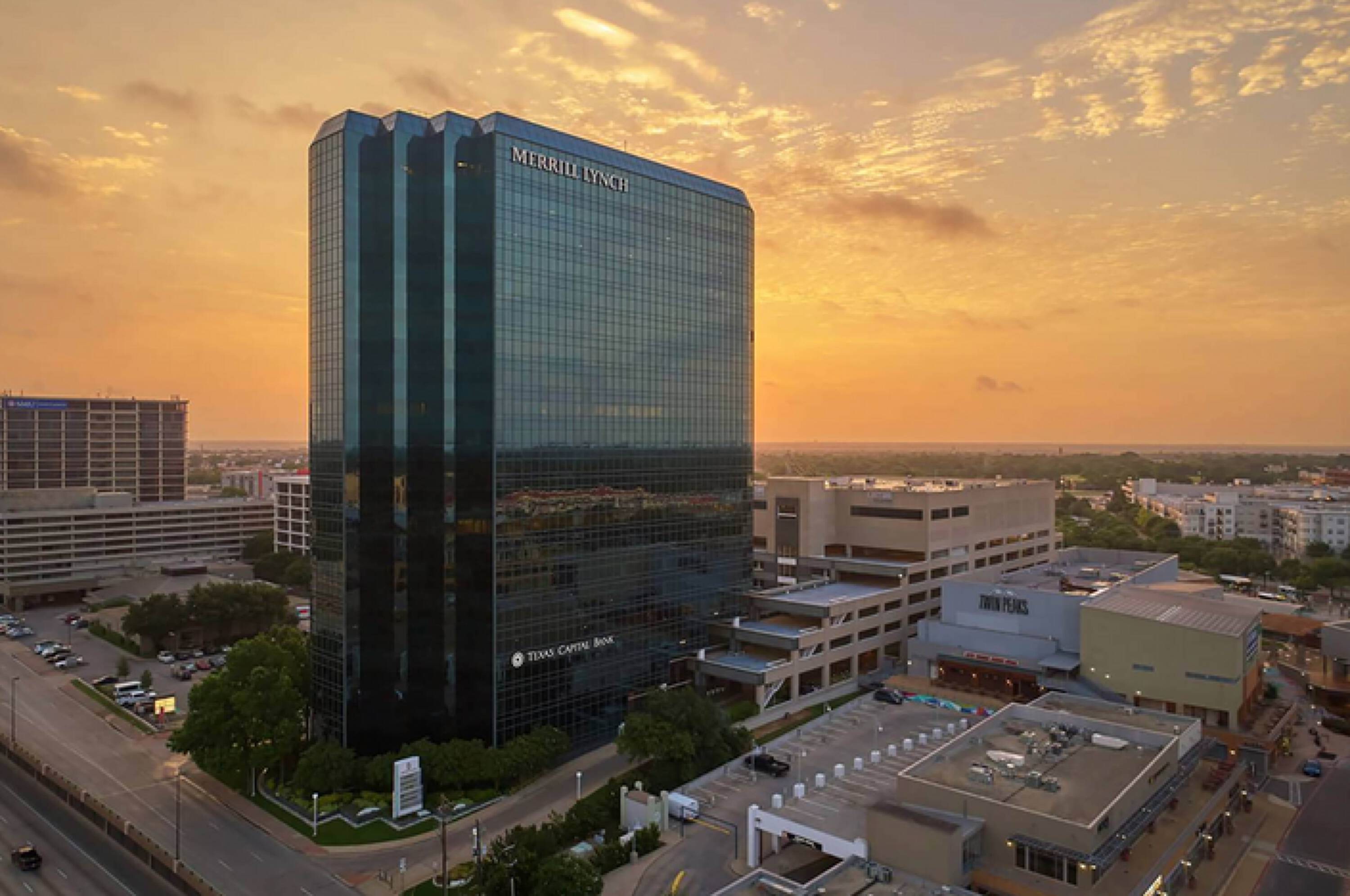 5910 N Central Expy, Dallas, TX 75206 | Crexi.com