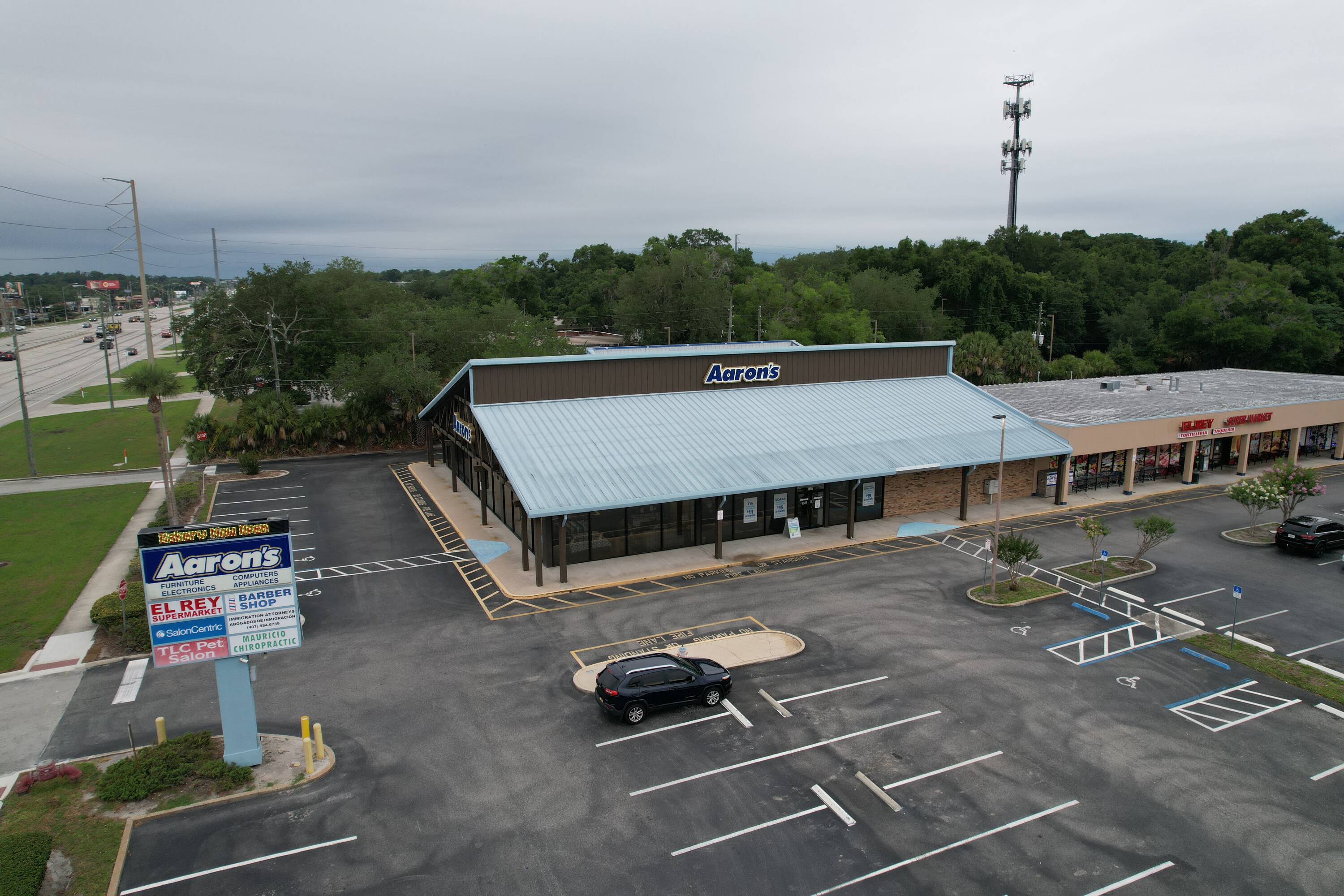 2437 E Semoran Blvd, Apopka, FL 32703 | Crexi.com