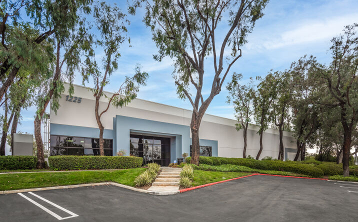 1225 Park Center Dr, Vista, CA 92081 | Crexi.com