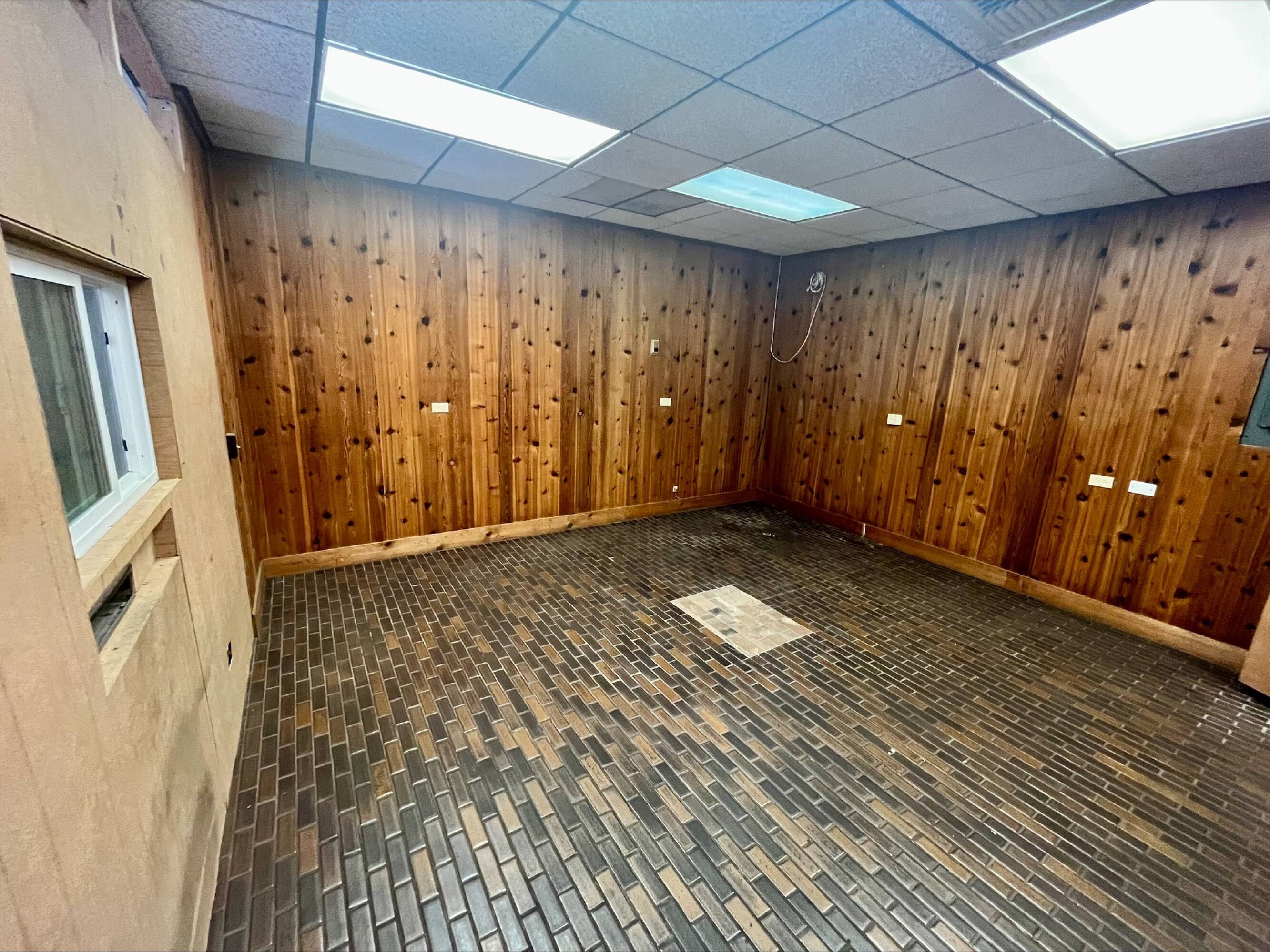 986 Lower Main St, Wailuku, HI 96793 | Crexi.com