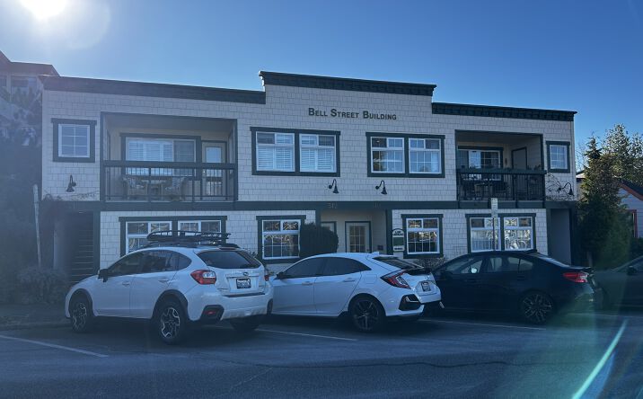 8201 164th Ave NE, Redmond, WA 98052 | Crexi.com