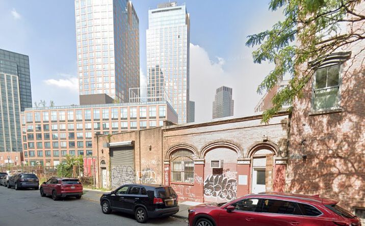 19 Box St, Brooklyn, NY 11222 | Crexi.com