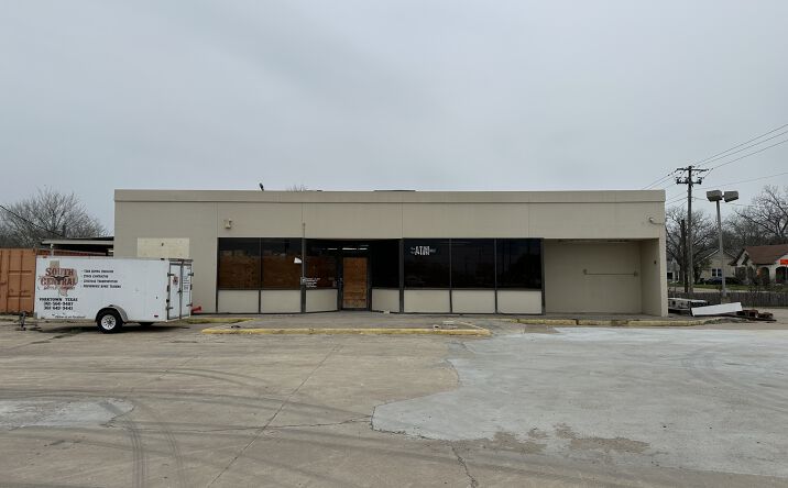 503 W Main St, Yorktown, TX 78164 | Crexi.com