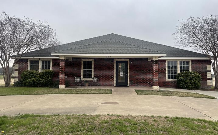 200 Sydney Blvd, Thorndale, TX 76577 | Crexi.com