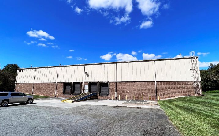 204 N Chimney Rock Rd, Greensboro, NC 27409 | Crexi.com