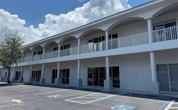 6146 Clark Center Ave, Sarasota, FL 34238 | Crexi.com