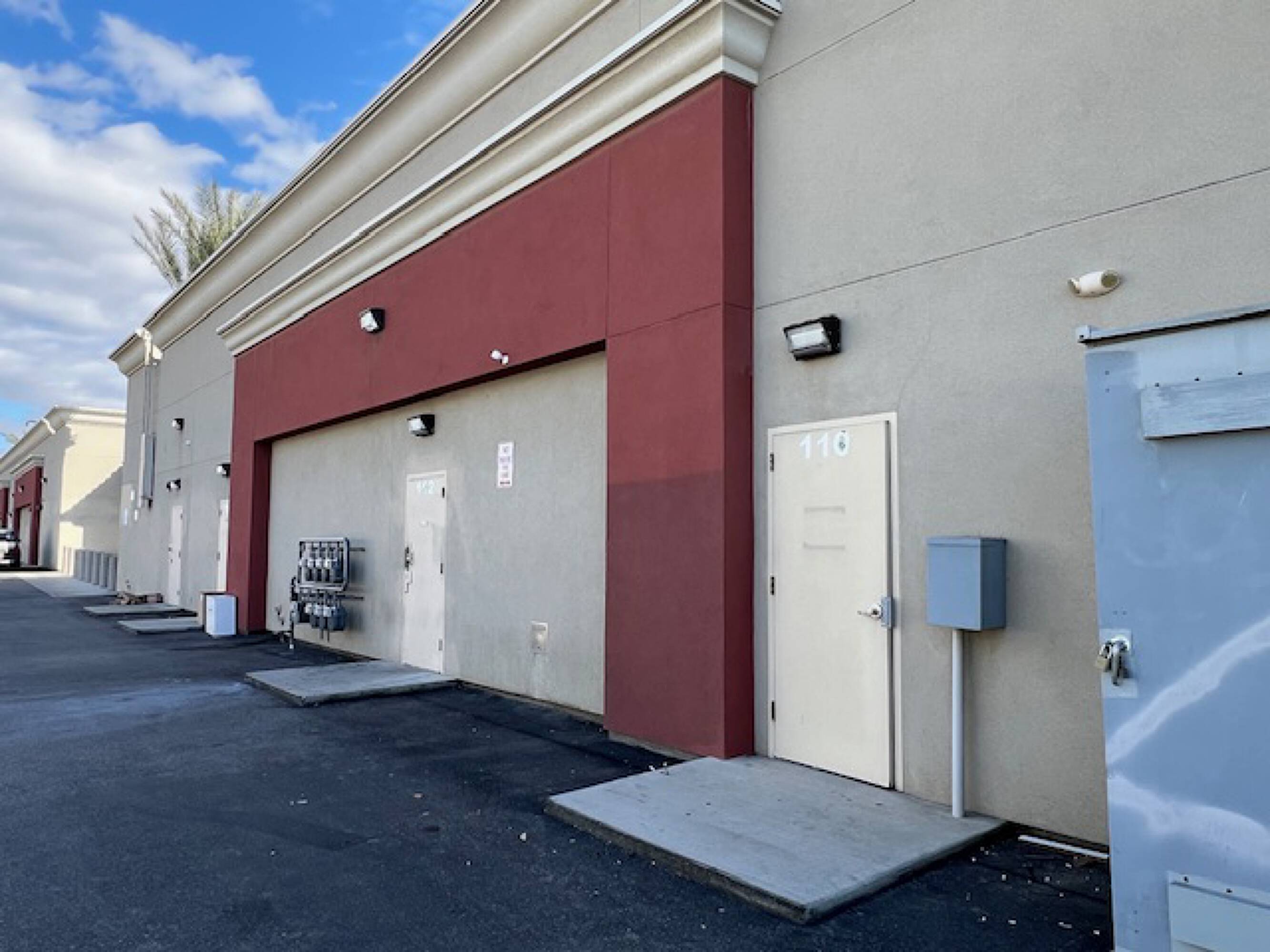 4700 Panama Ln, Bakersfield, CA 93313 | Crexi.com