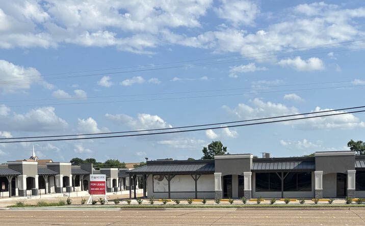 202 W Center St, Duncanville, TX 75116 | Crexi.com