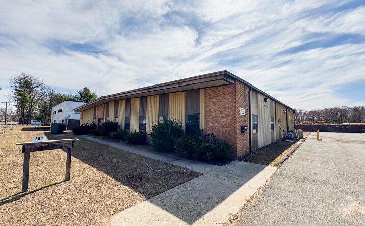 351 Burnham St, East Hartford, CT 06108 | Crexi.com