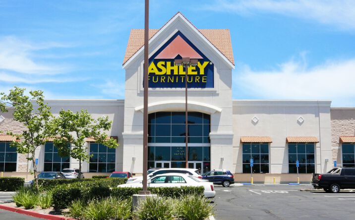14600 Ocean Gate Ave, Hawthorne, CA 90250 | Crexi.com