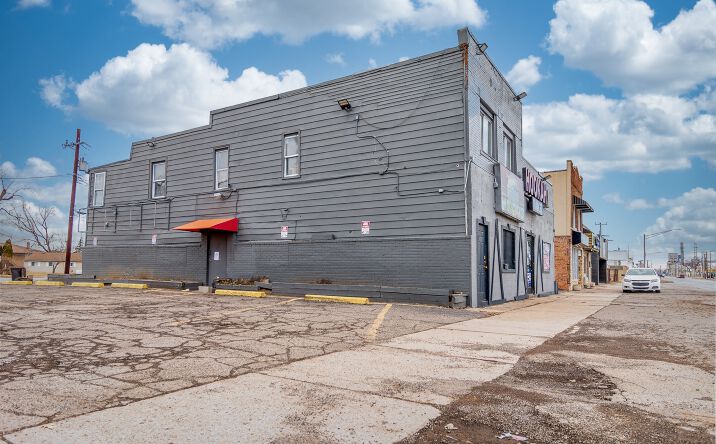 2542 Oakwood, Melvindale, MI 48122 | Crexi.com