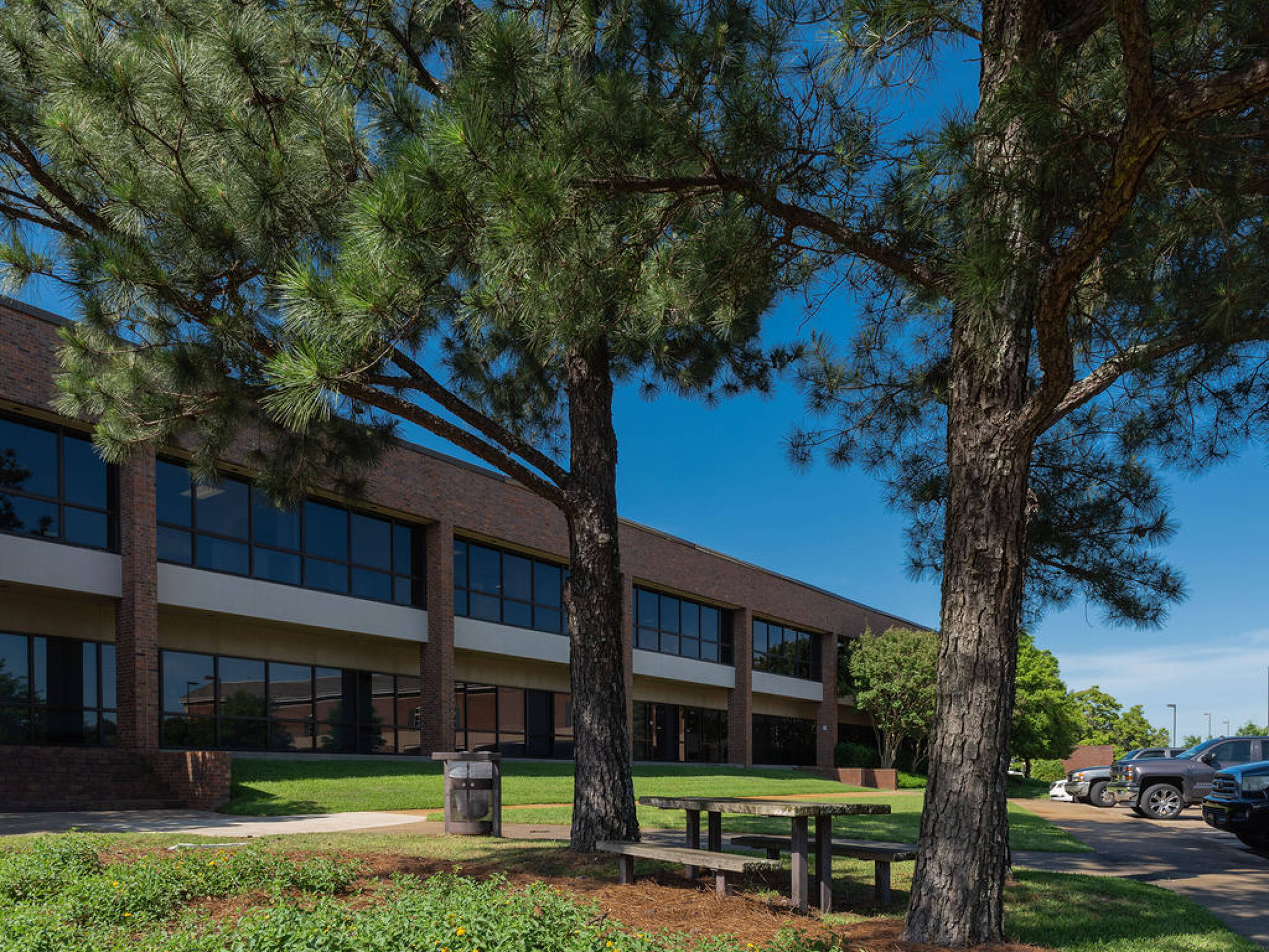 1080 River Oaks Drive, Flowood, MS 39232 | Crexi.com