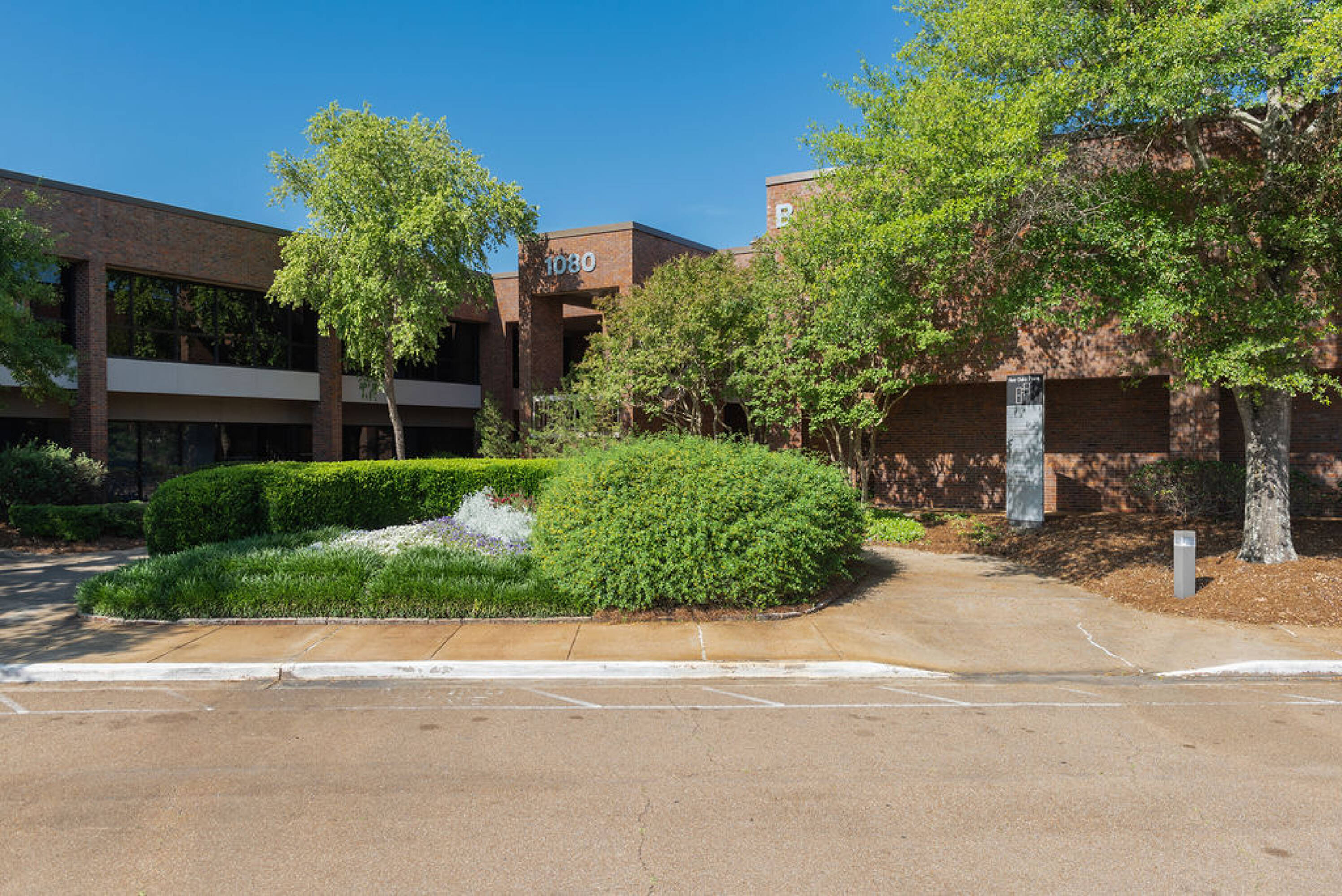 1080 River Oaks Drive, Flowood, MS 39232 | Crexi.com