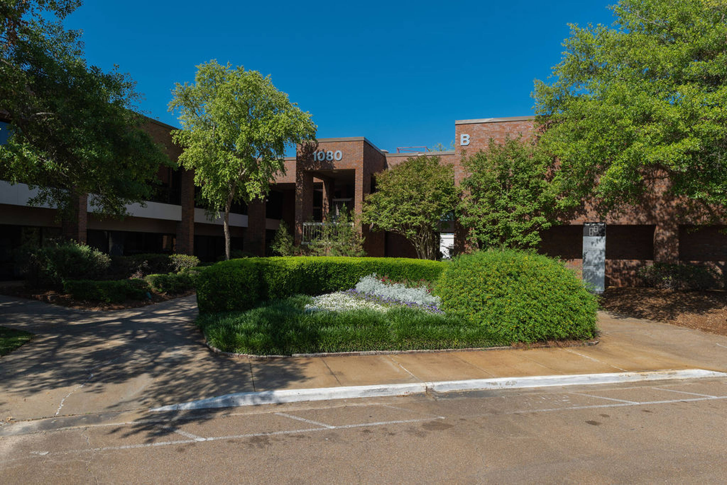 1080 River Oaks Drive, Flowood, MS 39232 | Crexi.com