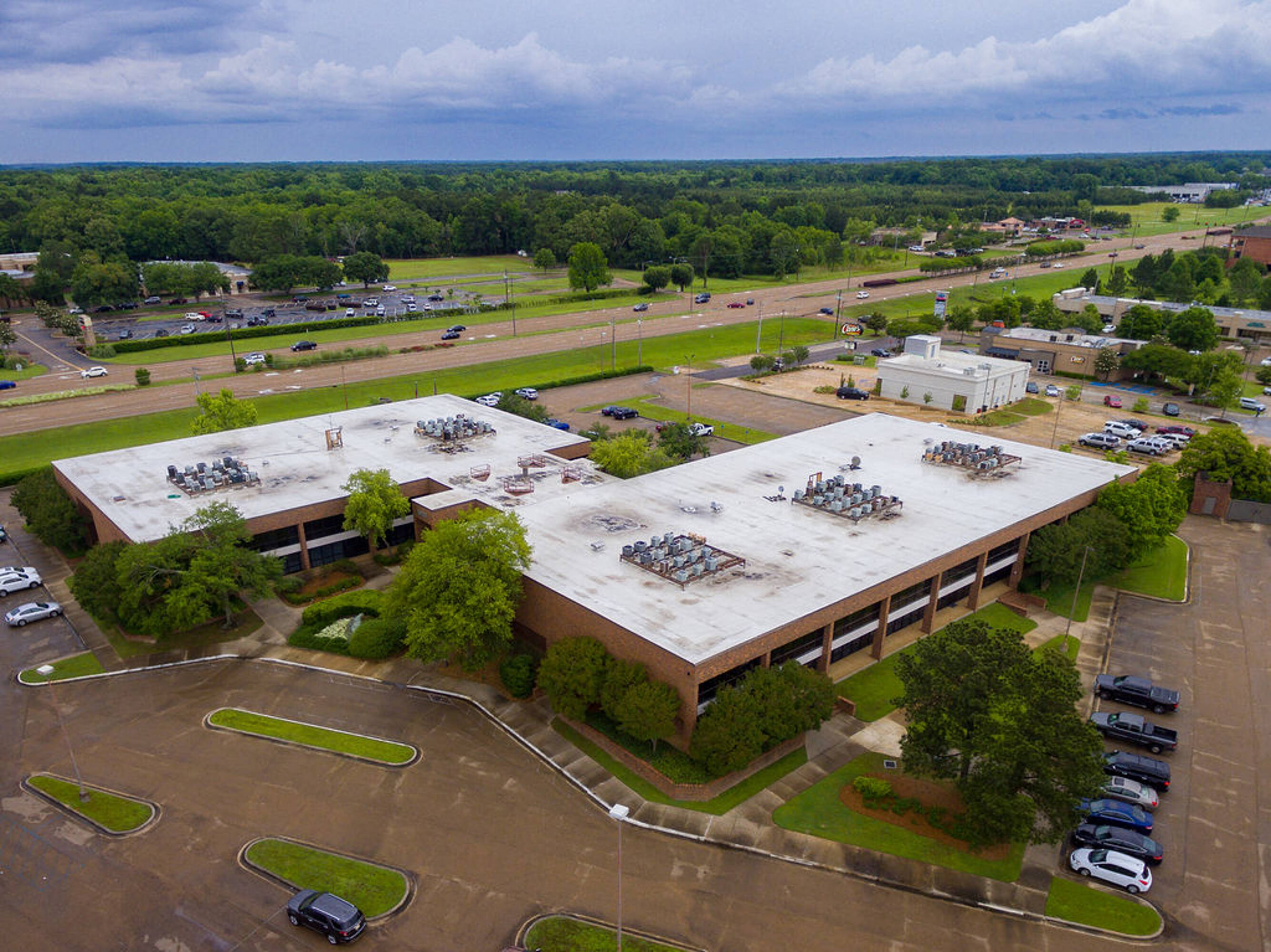 1080 River Oaks Drive, Flowood, MS 39232 | Crexi.com