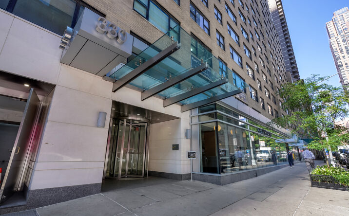 330 W 58th St, New York, NY 10019 | Crexi.com