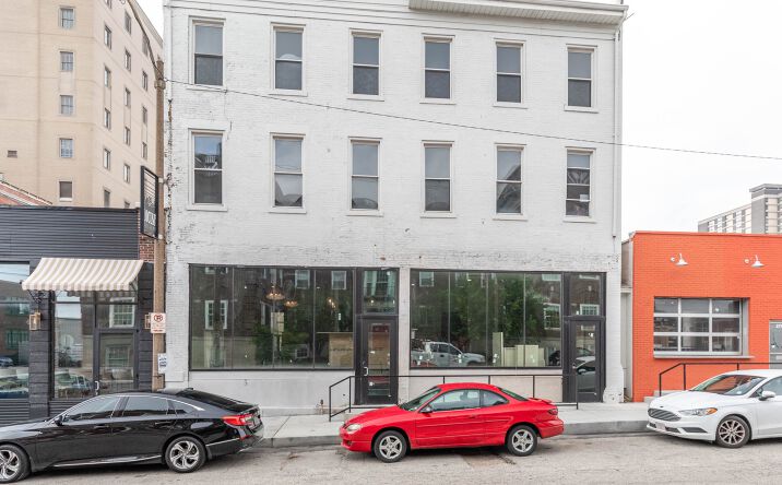 2704 Locust St, St. Louis, MO 63103 | Crexi.com