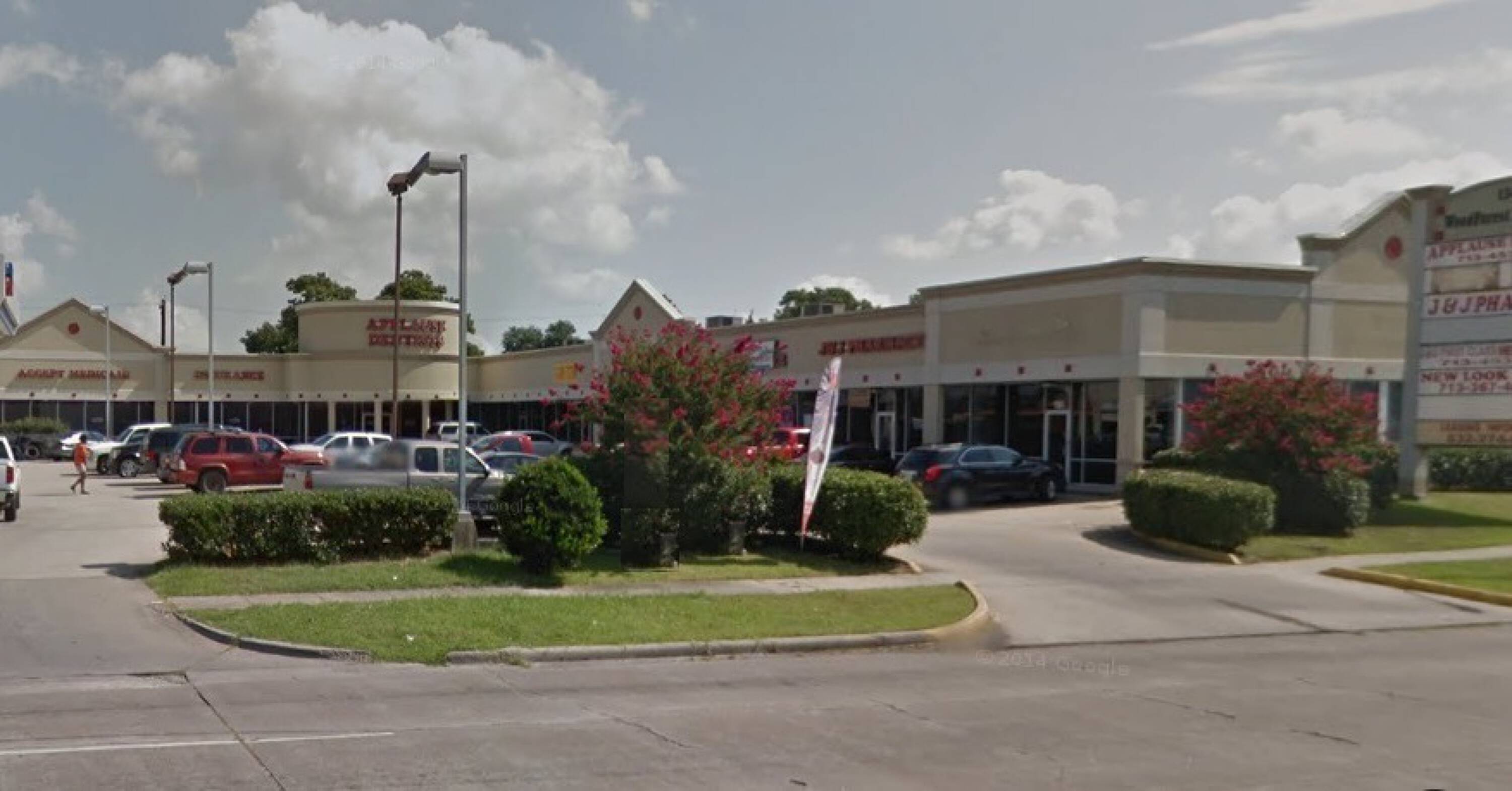 13415 Woodforest Blvd, Houston, TX 77015 | Crexi.com