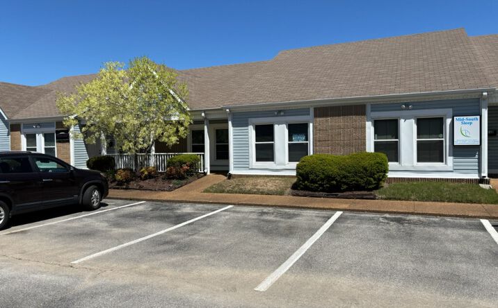 386 Carriage House Dr, Jackson, TN 38305 | Crexi.com