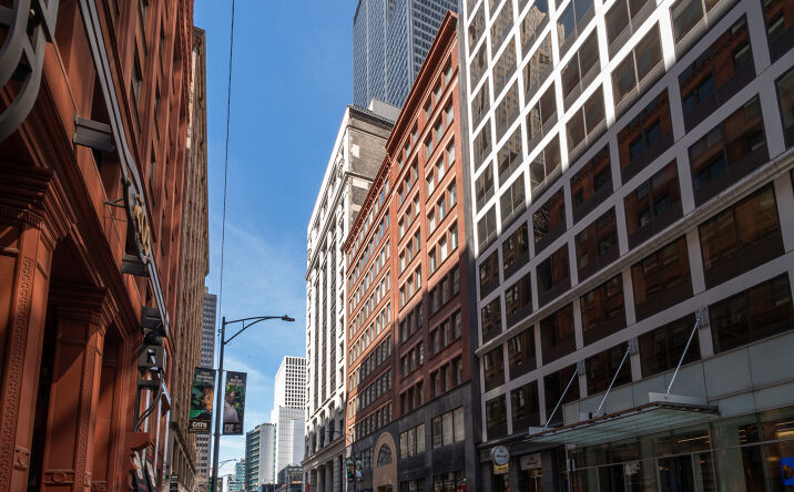 233 S Wacker Dr, Chicago, IL 60606 | Crexi.com