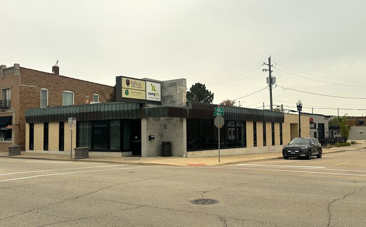 150 S Main St, Morton, IL 61550 | Crexi.com