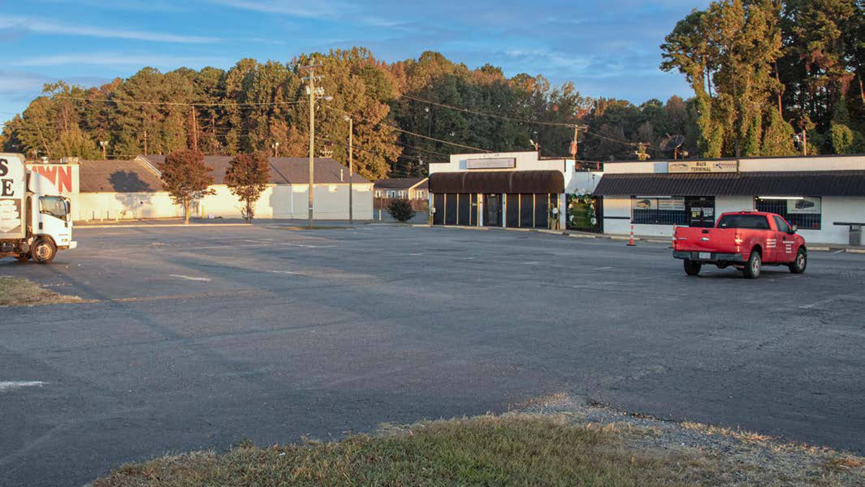 4701 N Tryon St, Charlotte, NC 28213 | Crexi.com