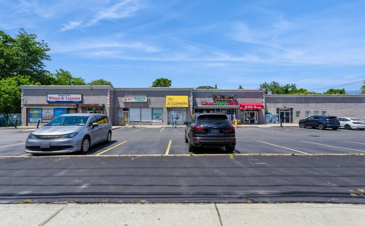 759 A Foxhurst Road, Baldwin, New York 11510, Baldwin, NY 11510 | Crexi.com