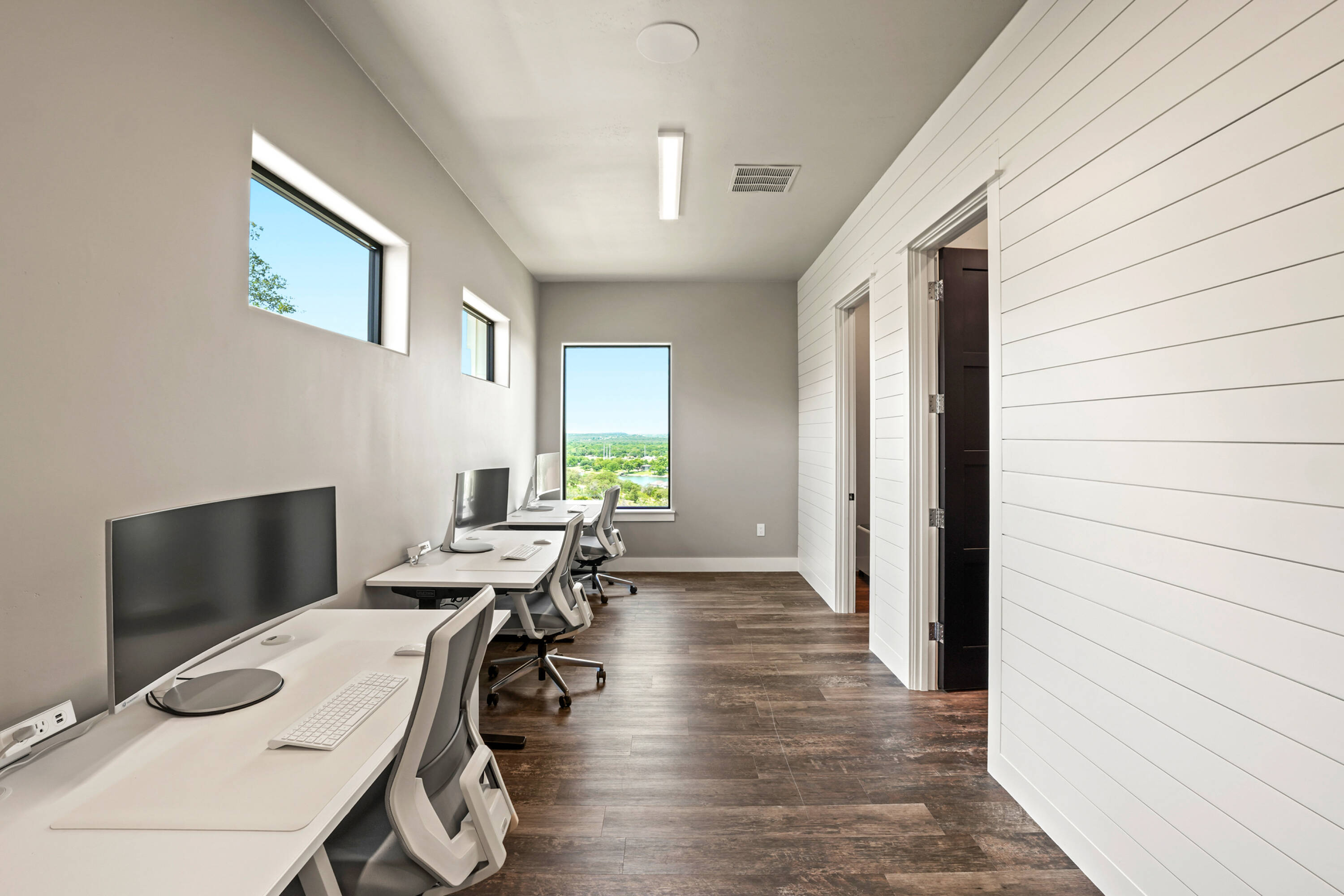 602 Steve Hawkins Pkwy, Marble Falls, TX 78654 | Crexi.com