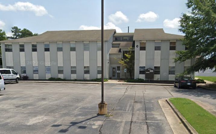 2042 Beltline Rd SW, Decatur, AL 35601 | Crexi.com