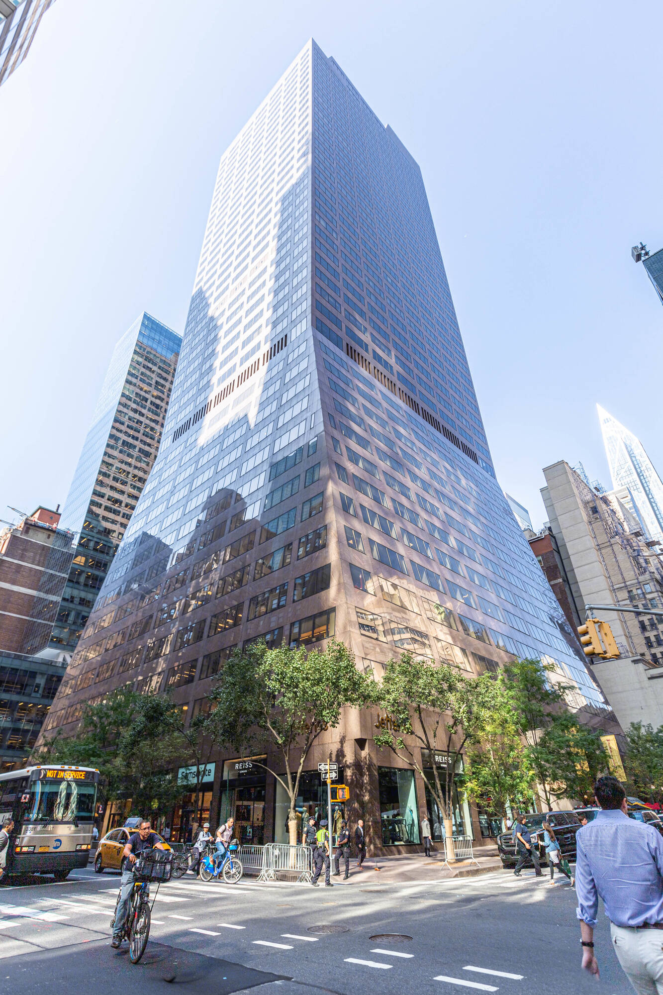 520 Madison Ave, New York, NY 10022 | Crexi.com
