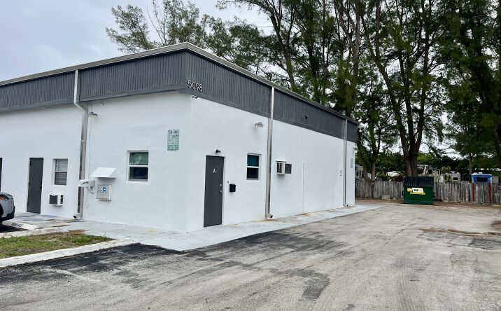 5098 NW 37th Ave, Tamarac, FL 33309 | Crexi.com