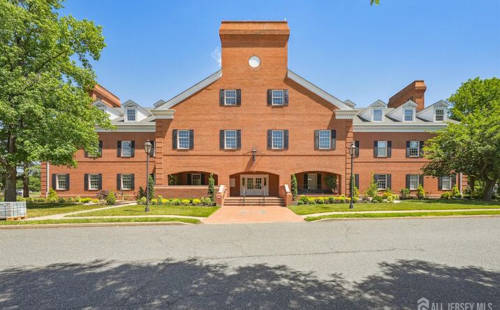 1 Rossmoor Drive, Monroe, NJ 08831 | Crexi.com