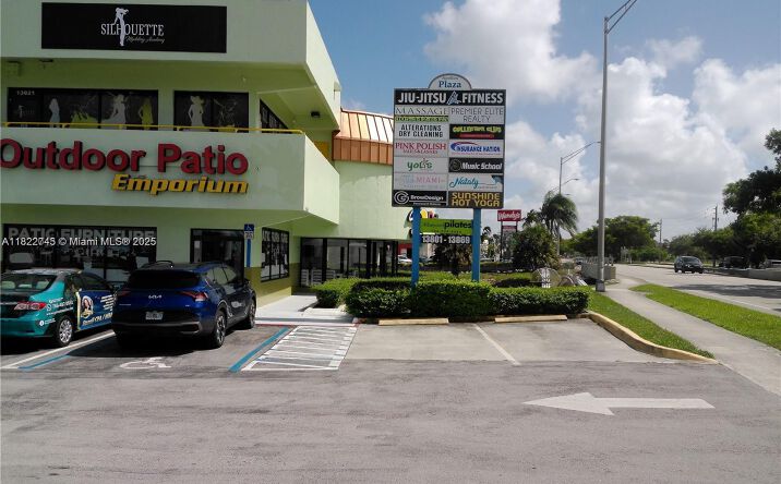 13829 S Dixie Hwy, Palmetto Bay, FL 33176 | Crexi.com