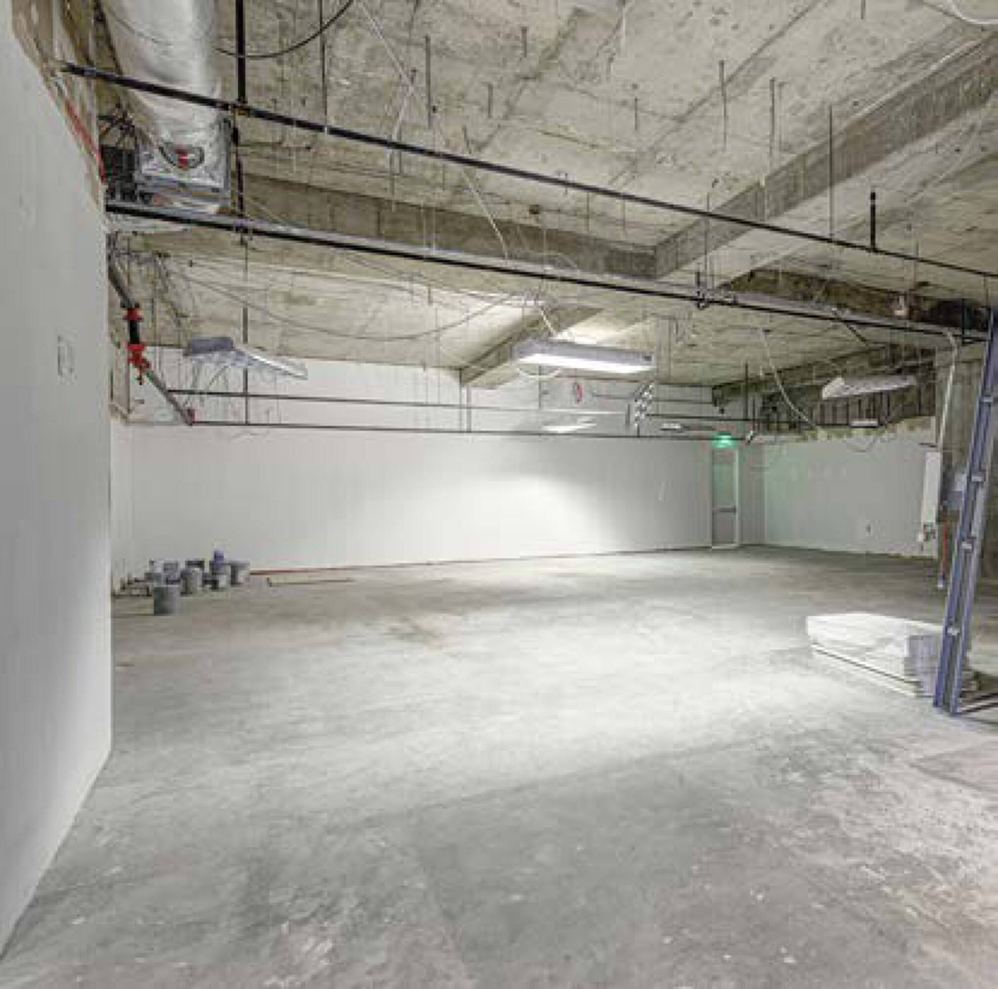 333 Commerce St, Nashville, TN 37201 | Crexi.com