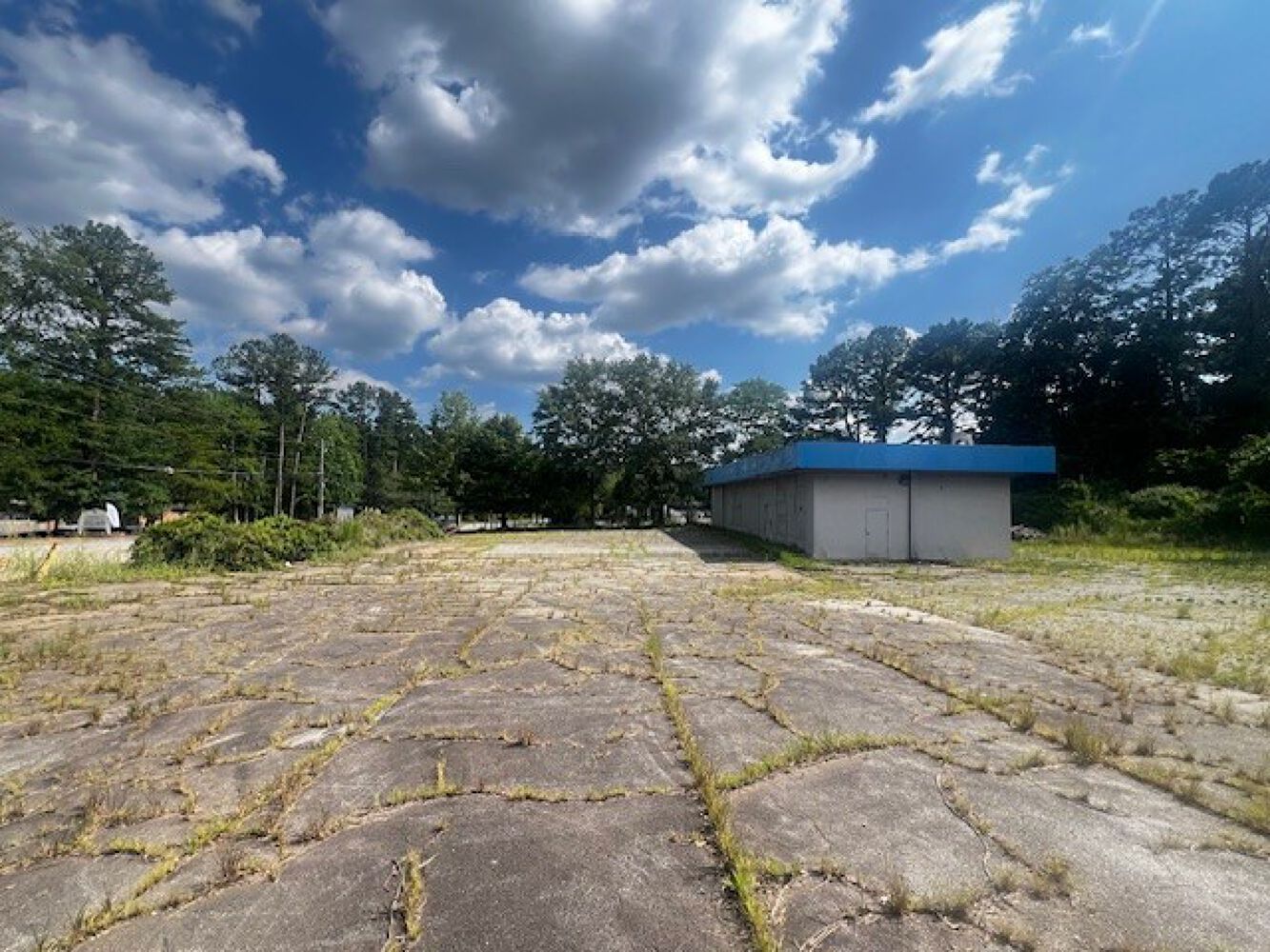 3260 Hogan Rd SW, Atlanta, GA 30331 | Crexi.com
