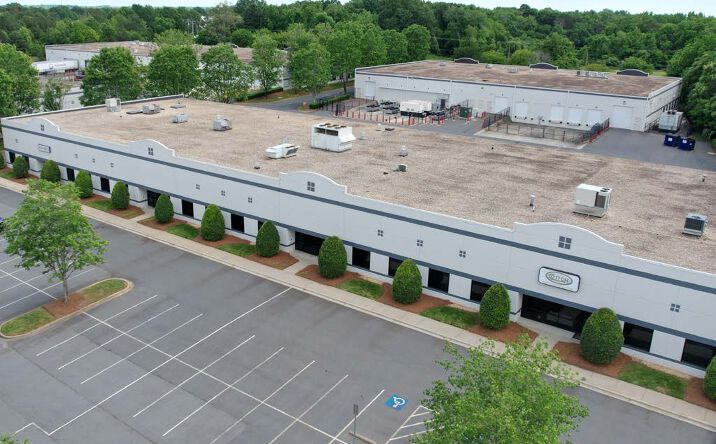3201 International Airport Dr, Charlotte, NC 28208 | Crexi.com
