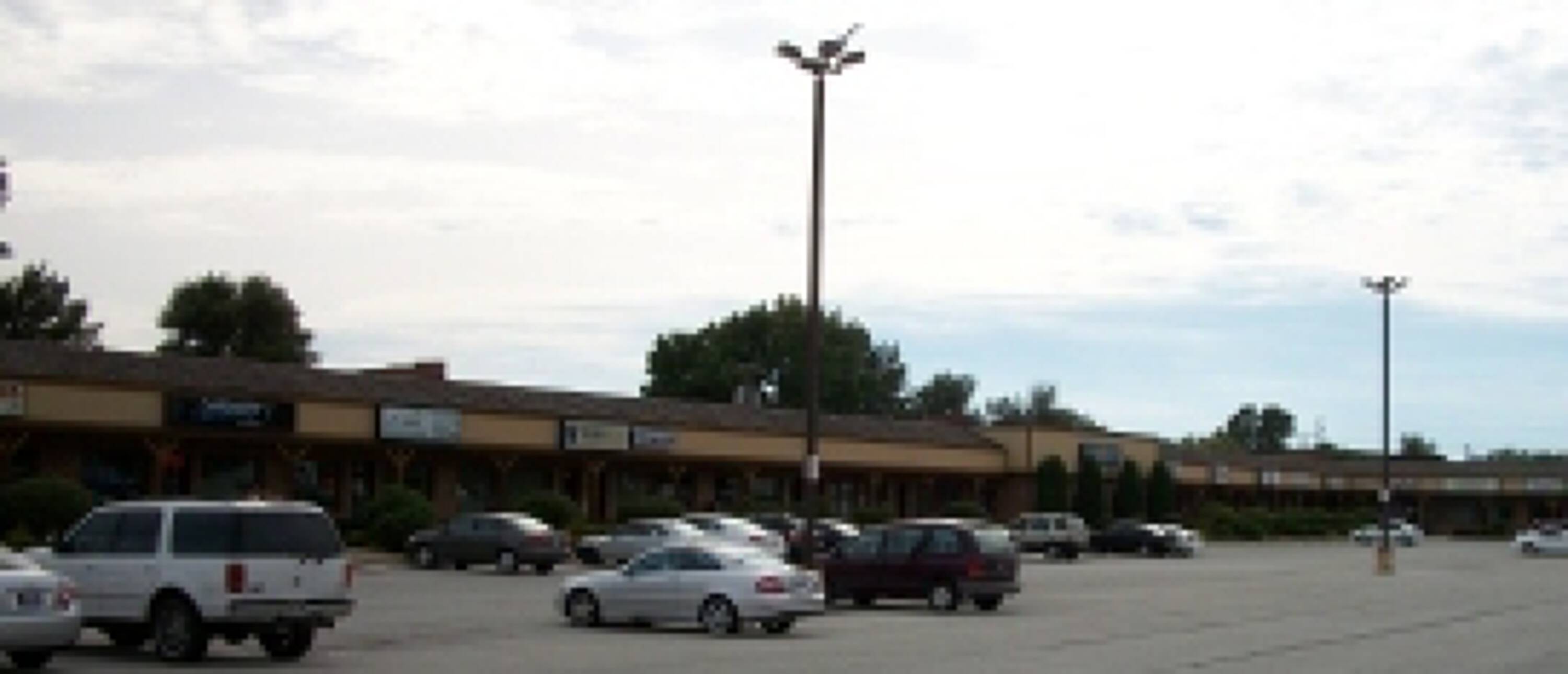1815-1955 W Glen Park Ave, Griffith, IN 46319 | Crexi.com