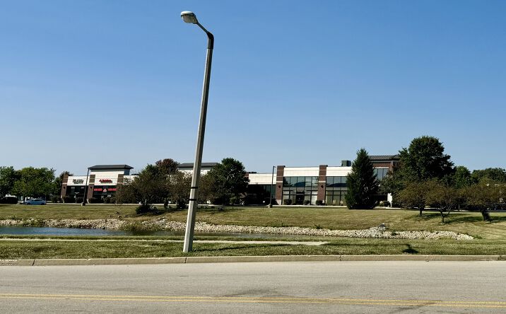 129 Commercial Drive 17E, Yorkville, IL 60560 | Crexi.com