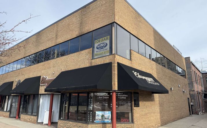 65 Macomb Pl, Mount Clemens, MI 48043 | Crexi.com