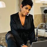 Candace Holmes - Ford Realty Group | Crexi