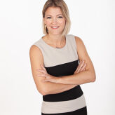 Nicole Rinks - CENTURY 21 Affiliated | Crexi